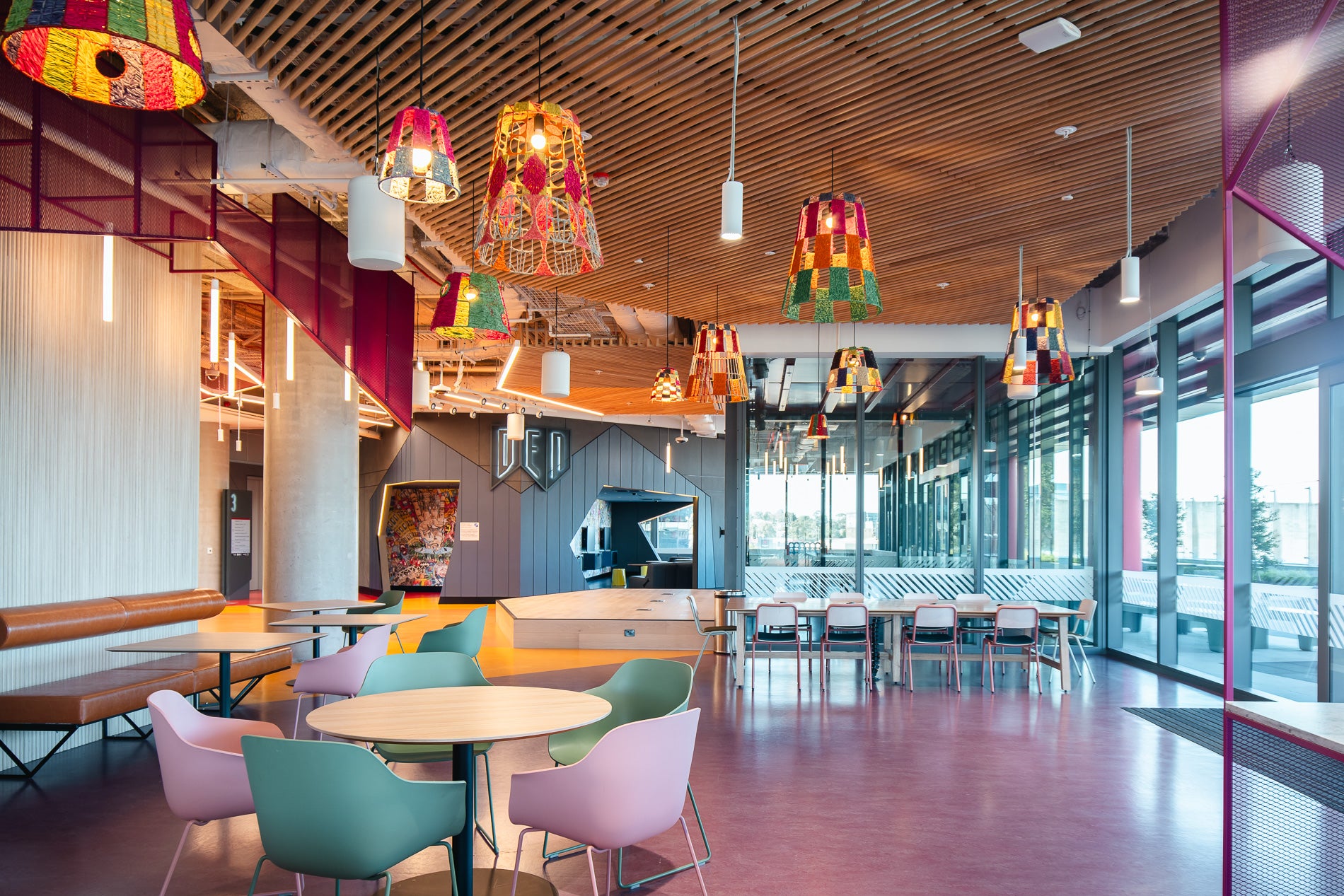 Case study: Furnishing WSU’s revolutionary “omniverse” campus – Koskela