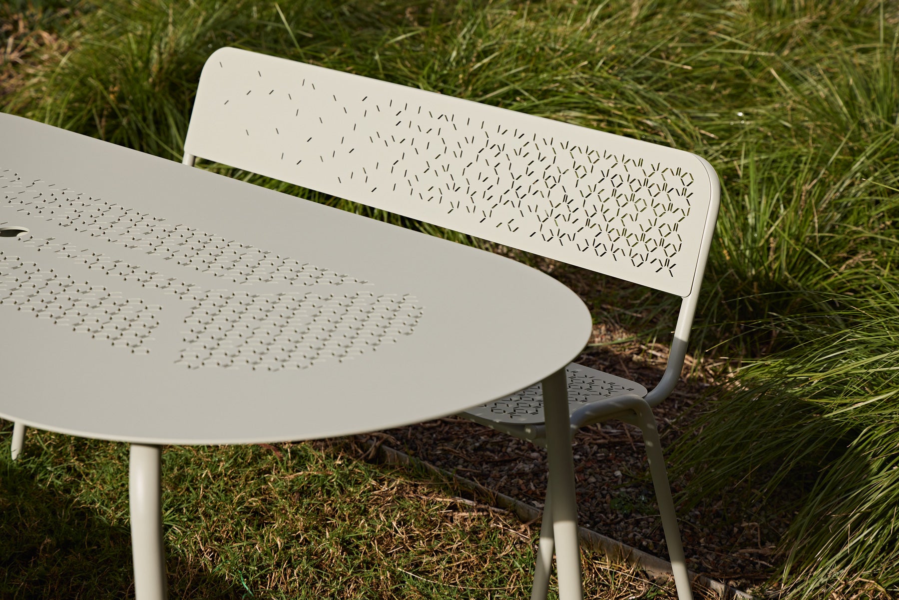 Jim Outdoor Bench – Koskela