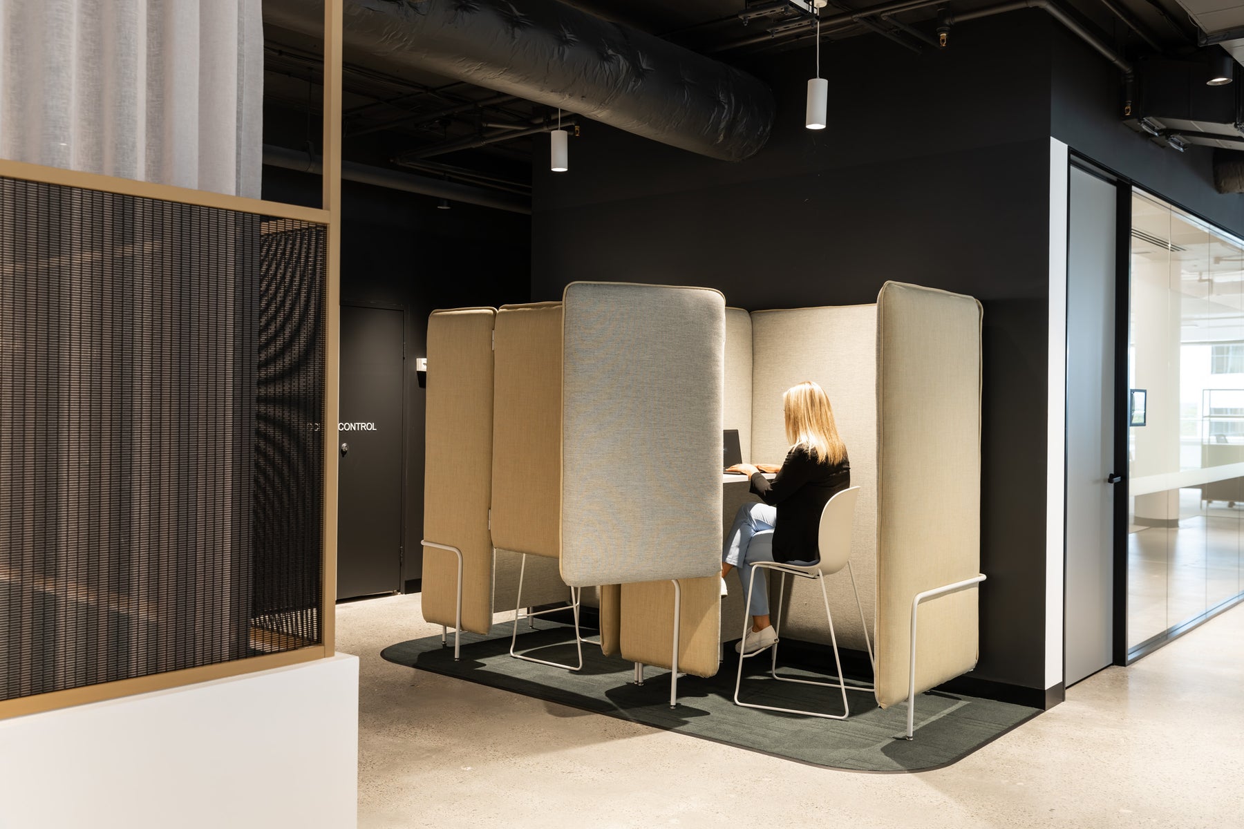 Jacob Phonebooth - Work – Koskela